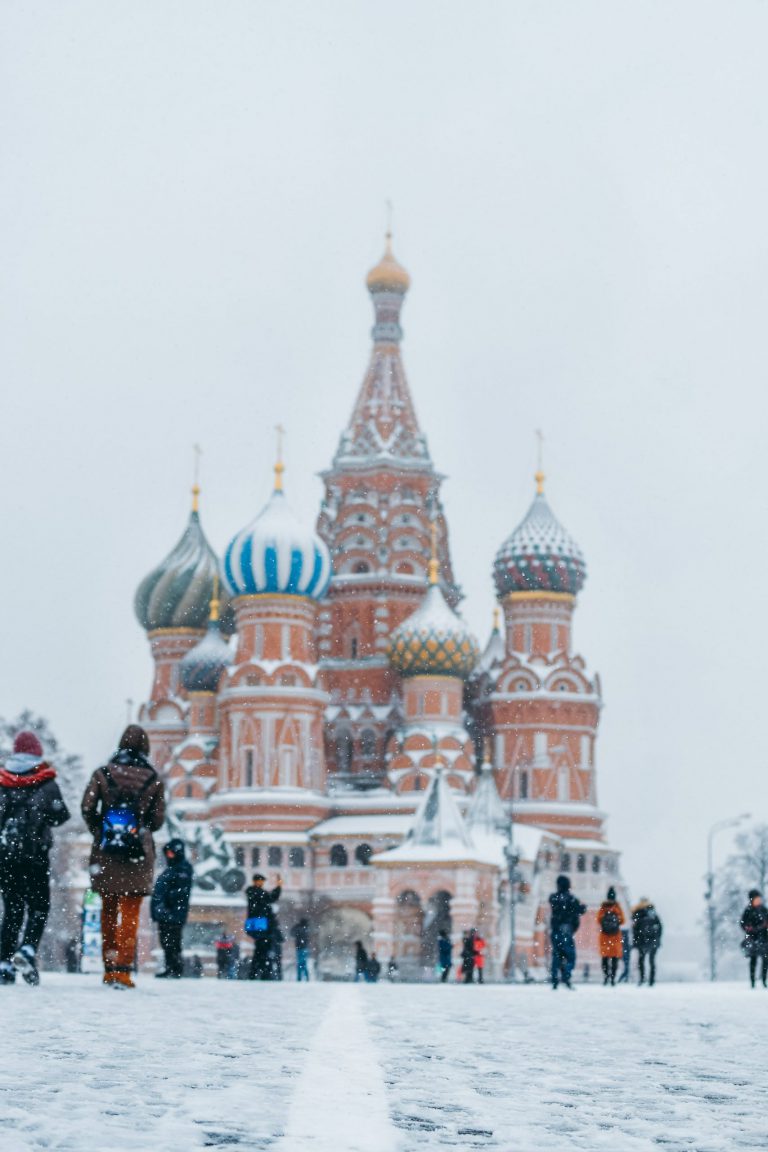 100+ Basic Russian Phrases Every Traveler Needs To Know | Mondly Blog