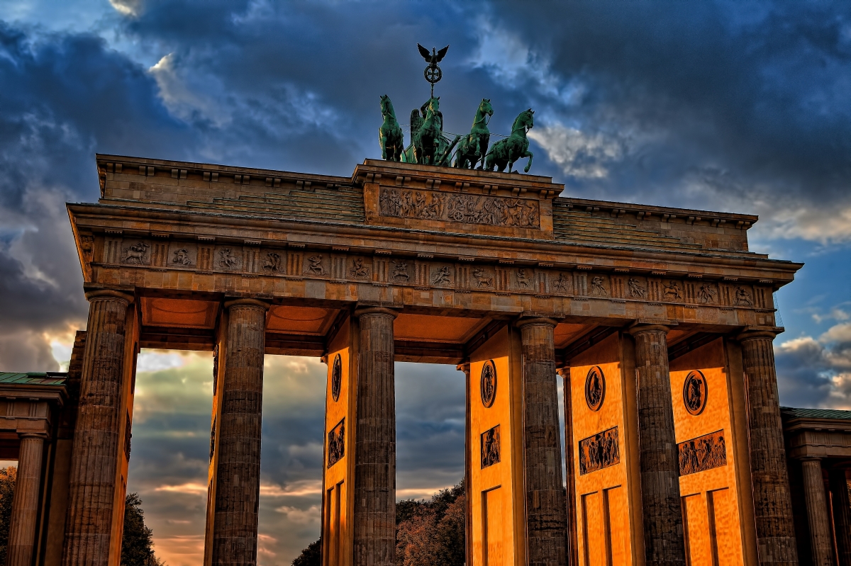 Why Learn German? 10 Reasons To Learn German | Mondly Blog